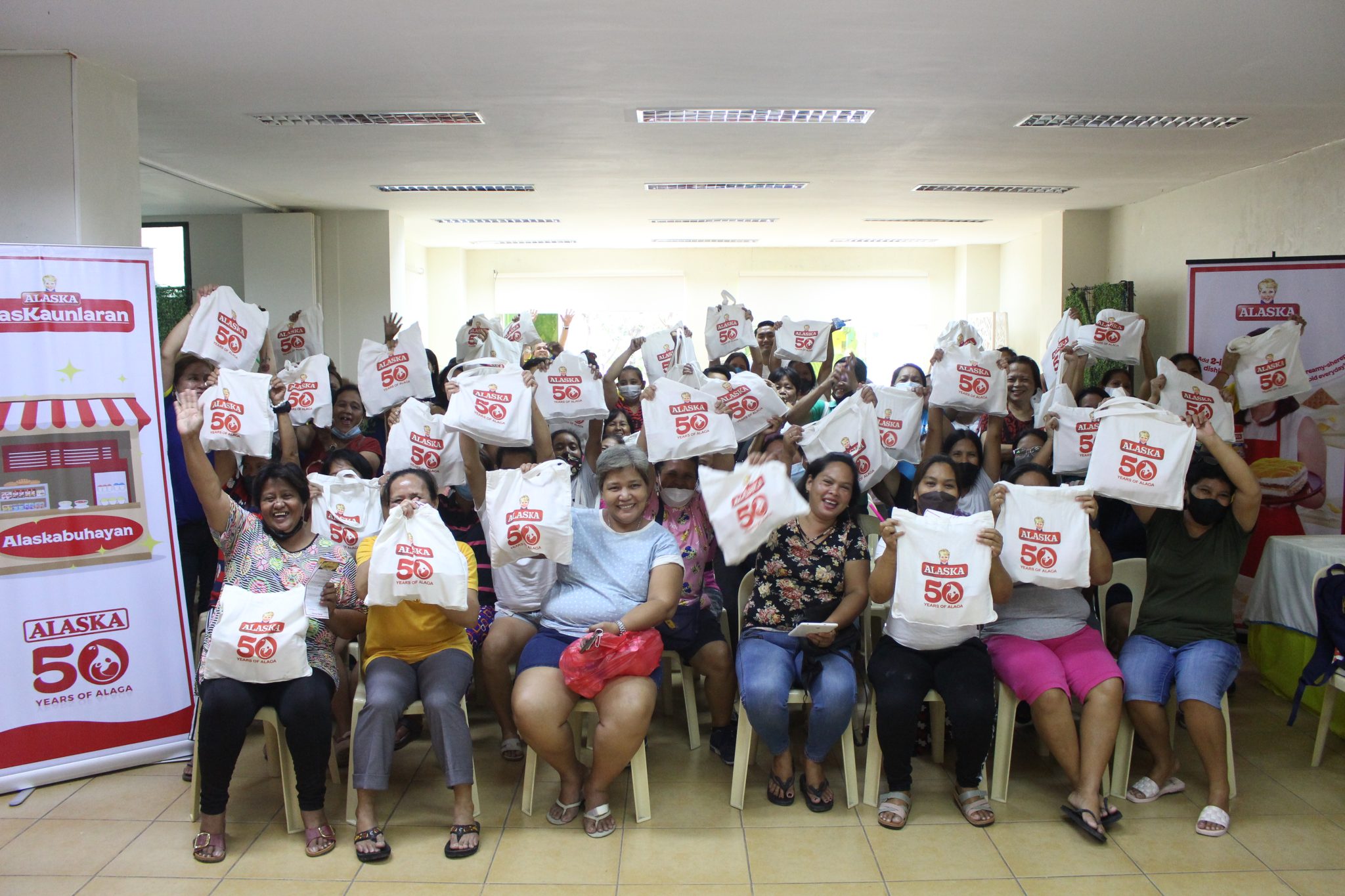 AlasKabuhayan goes to Cebu City, engages 3 biggest barangays - Alaska ...